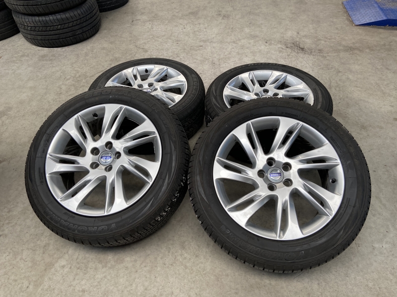 18 inch originele velgen Volvo XC40 235 55 18 set 2 - www.originalwheels.nl