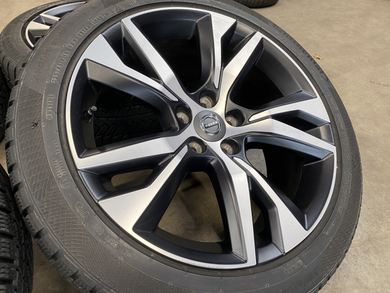 18 inch originele R line velgen + winterbanden Volvo V60 31471482 set 2 ...